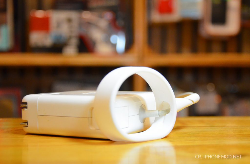รีวิว PYTHON Cord หุ้มป้องกันสายอะแดปเตอร์ Macbook ไม่ให้ขาด