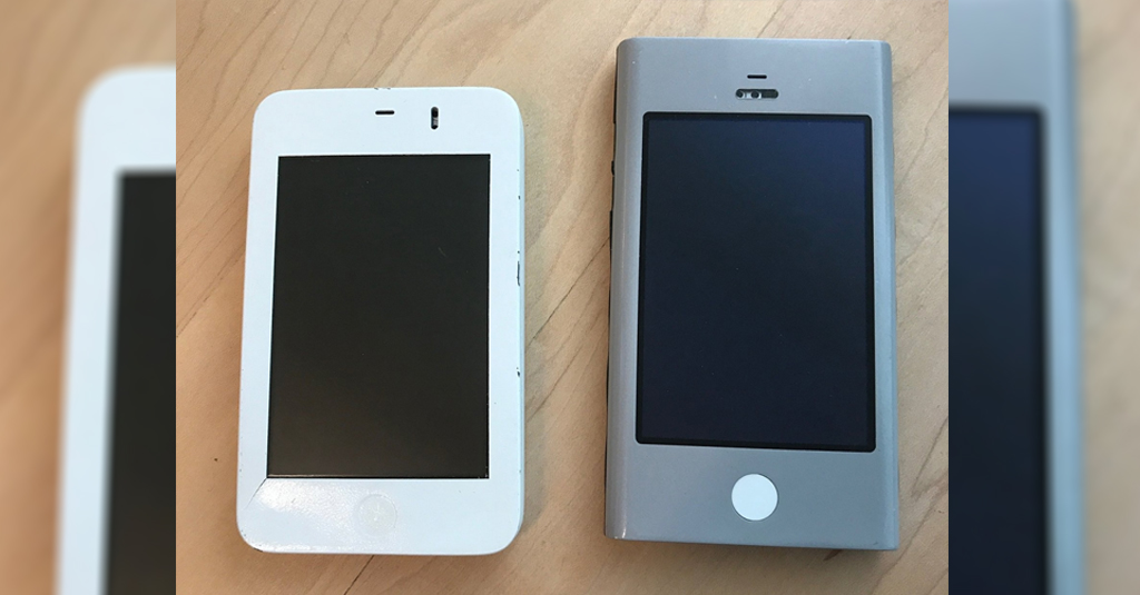 iPhone เครื่องต้นแบบ (Prototype) ที่ใช้เป็นต้นแบบพัฒนา Software คีย์บอร์ด