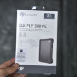 รีวิว DJI Fly Drive ฮาร์ดดิสแยกที่มีช่องอ่านเมมโมรี่การ์ด (Card Reader ...