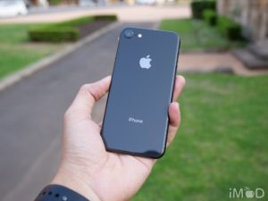รีวิว iPhone 8, 8 Plus ชาร์จไร้สายรุ่นแรก รองรับ PD กล้องเทพ แรงด้วย CPU แบบมีสมอง
