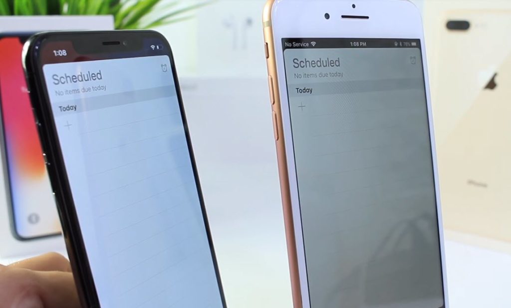 เปรียบเทียบจอ OLED iPhone X กับ LCD iPhone 8 Plus ในแต่ละมุมมอง