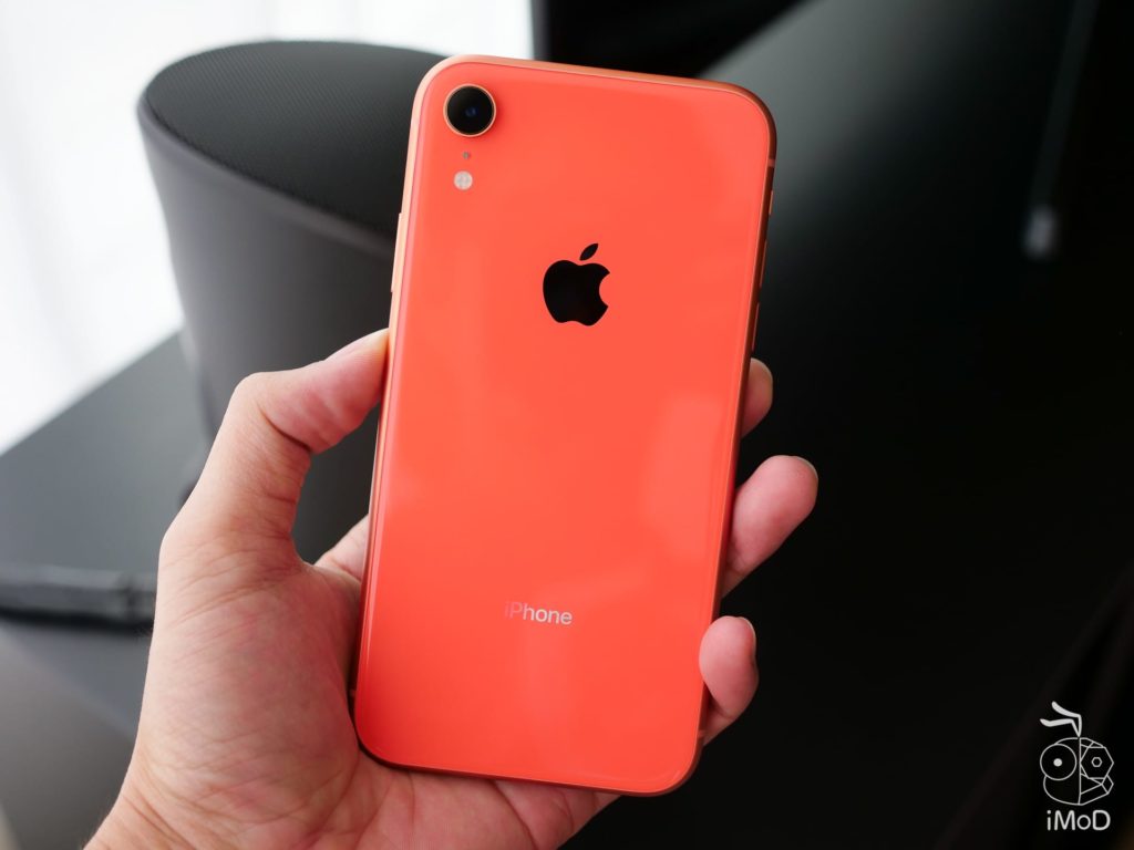 8 เหตุผล ทำไมควรซื้อ iPhone XR มากกว่า iPhone X