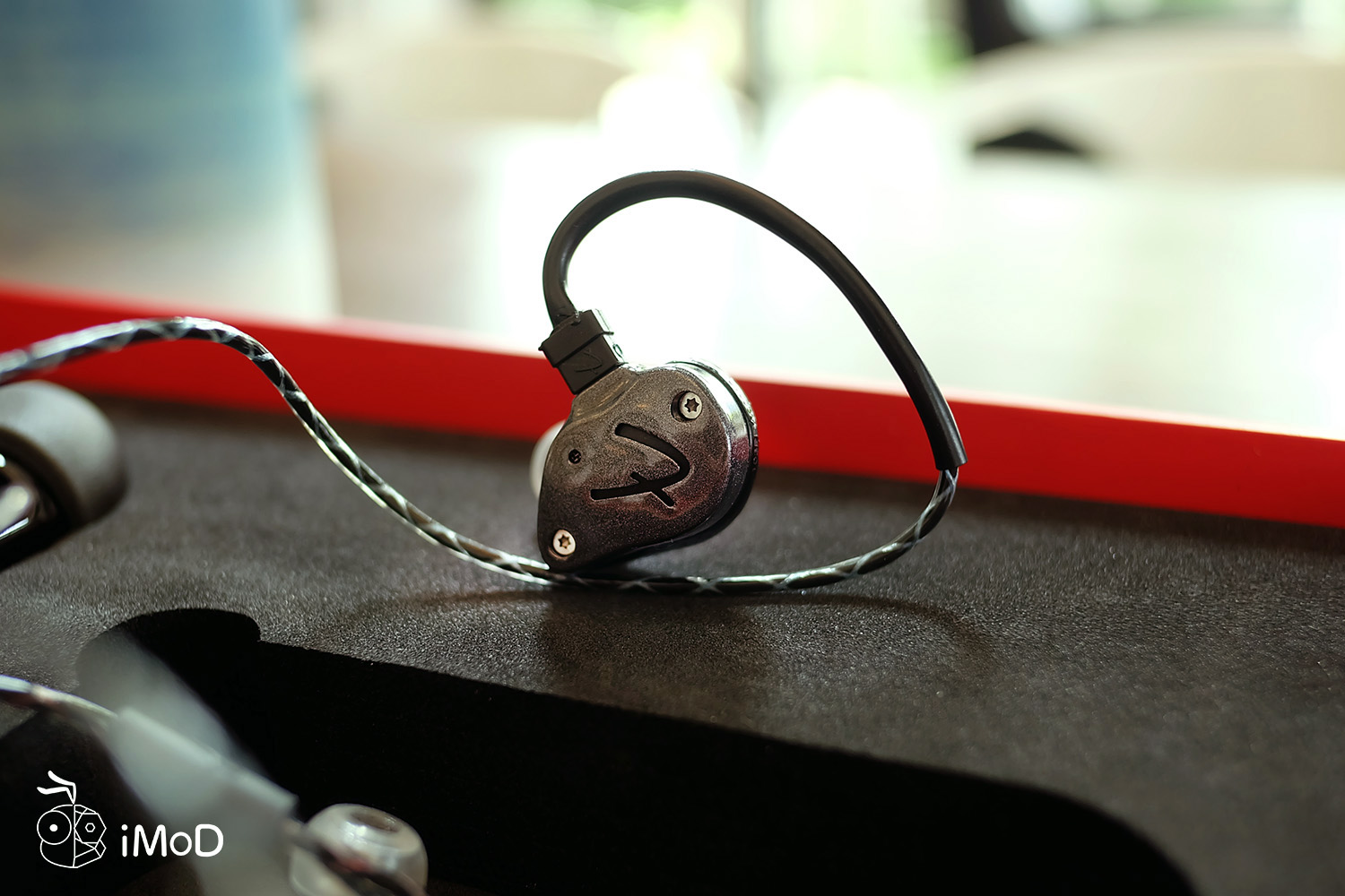 รีวิวหูฟัง Fender รุ่น TEN-3 แบบ In-Ear Monitor มีไดร์เวอร์เสริมขับ 3 ...
